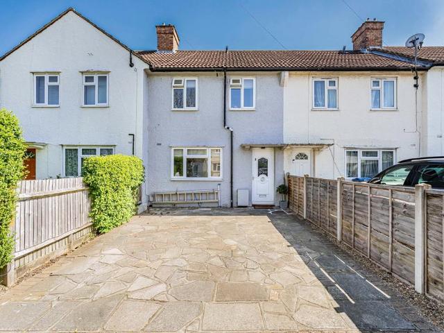 3 bedroom terraced house for sale