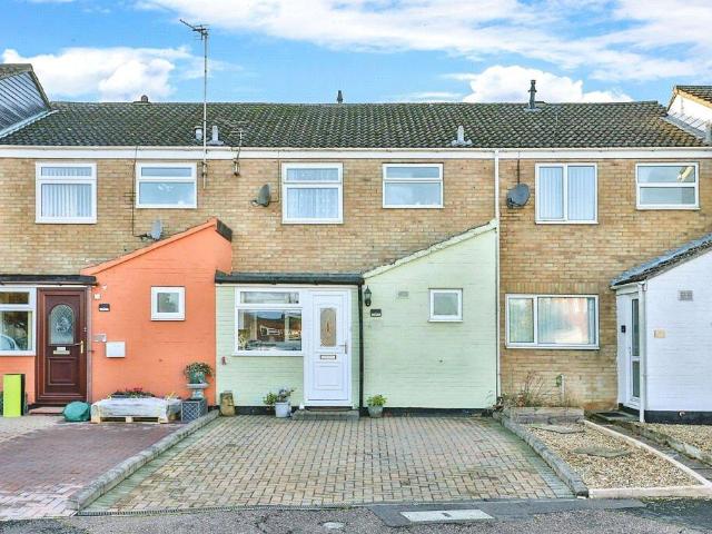 3 bedroom terraced house for sale