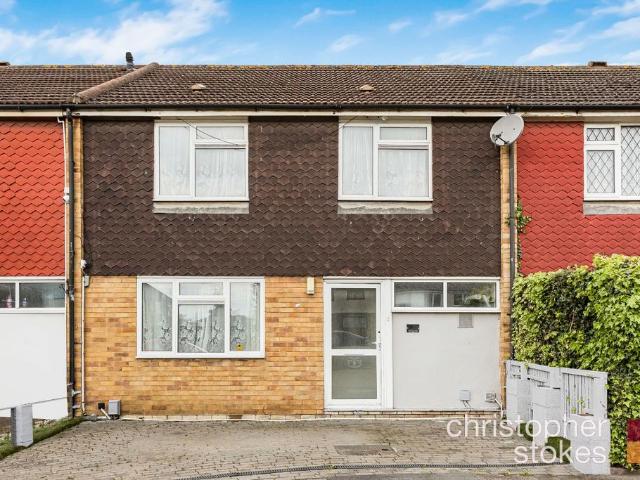 3 bedroom terraced house for sale