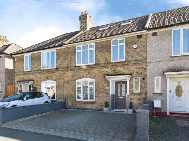 3 bedroom terraced house for sale