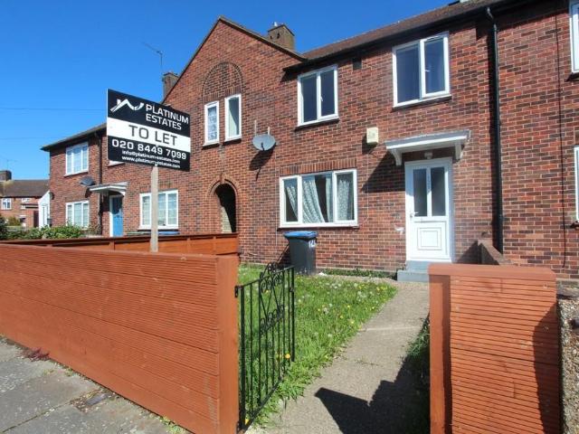 3 bedroom terraced house for sale