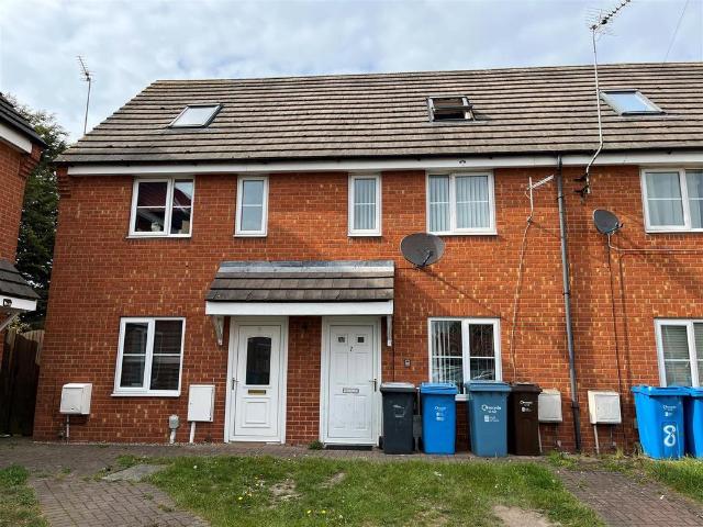 3 bedroom terraced house for sale