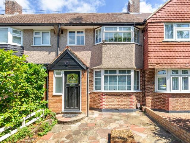 3 bedroom terraced house for sale