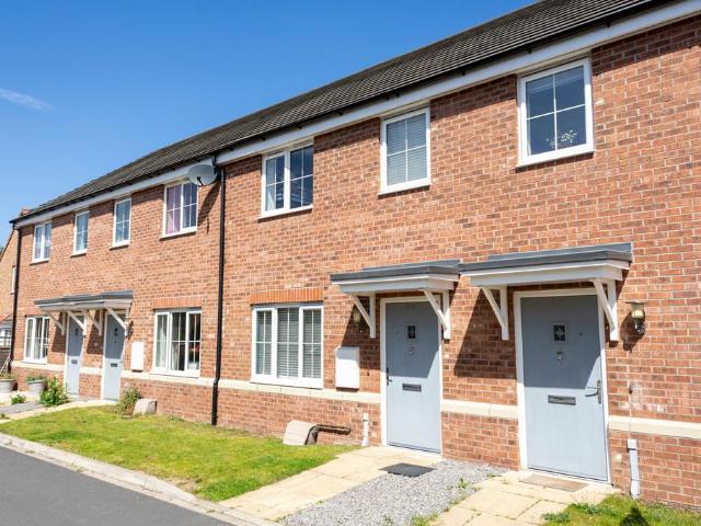 3 bedroom terraced house for sale