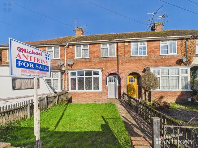 3 bedroom terraced house for sale
