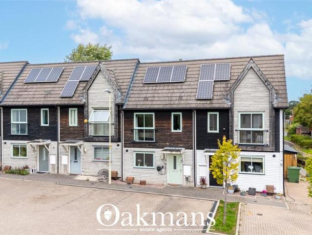 3 bedroom terraced house for sale