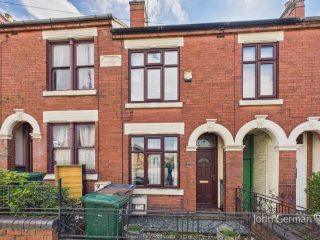 3 bedroom terraced house for sale