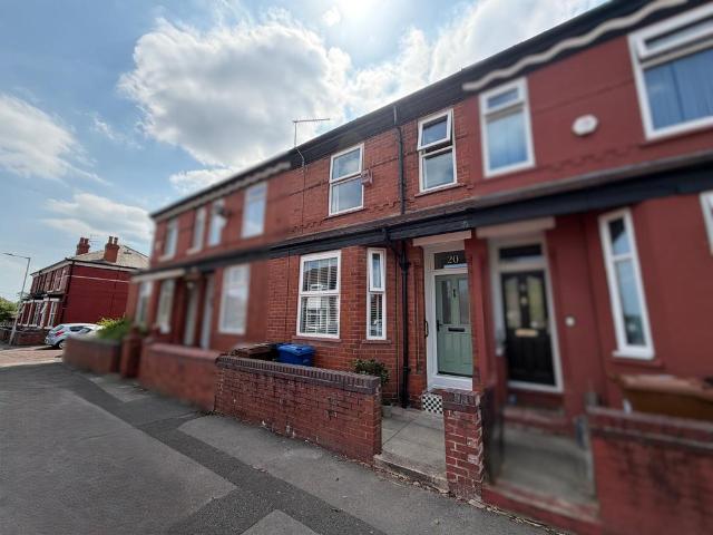 3 bedroom terraced house for sale