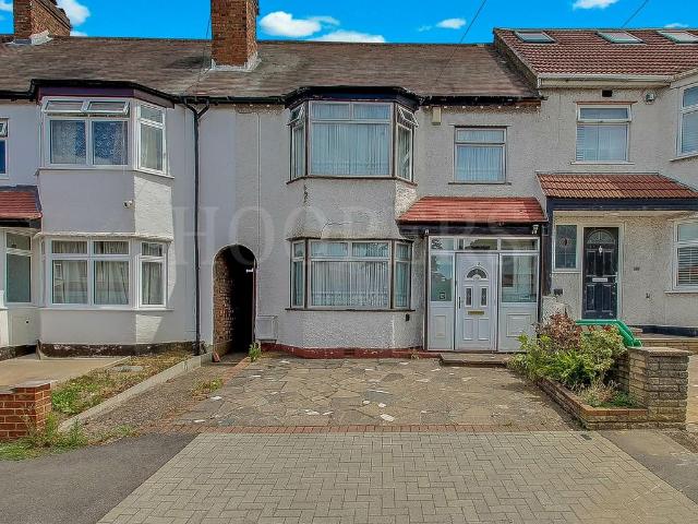 3 bedroom terraced house for sale