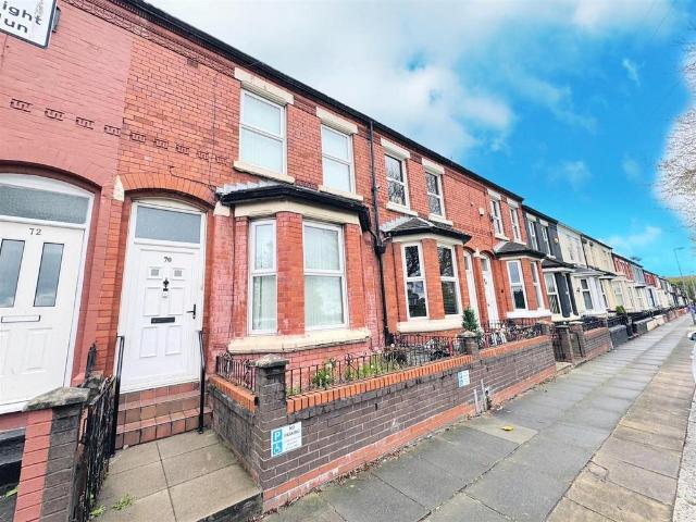 3 bedroom terraced house for sale