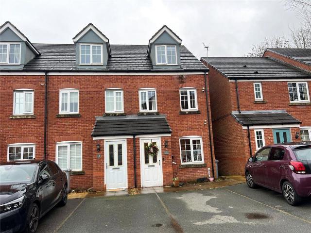 3 bedroom terraced house for sale