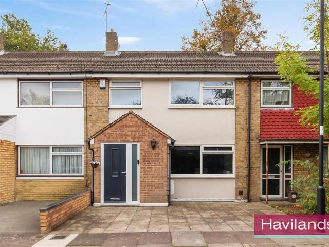3 bedroom terraced house for sale