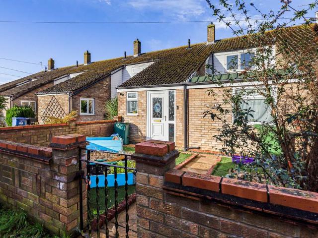 3 bedroom terraced house for sale