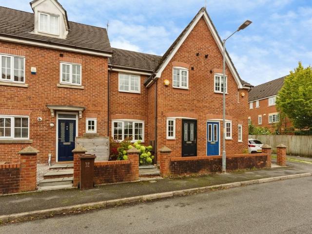 3 bedroom terraced house for sale