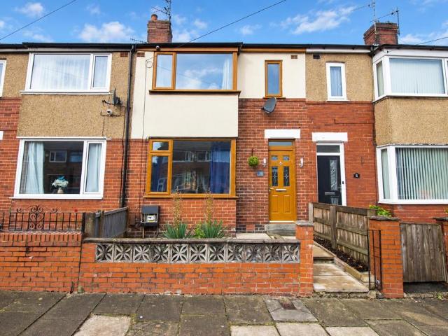 3 bedroom terraced house for sale