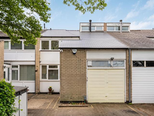3 bedroom terraced house for sale