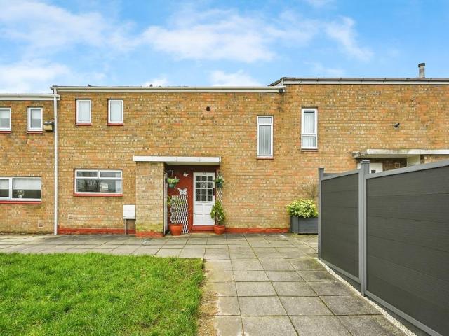 3 bedroom terraced house for sale