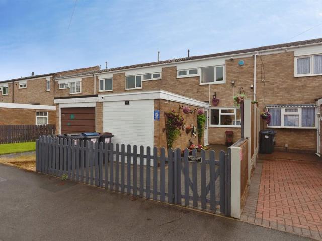 3 bedroom terraced house for sale