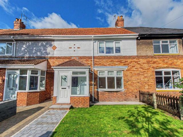 3 bedroom terraced house for sale