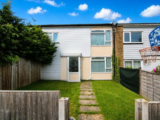 3 bedroom terraced house for sale