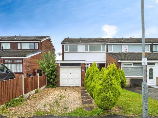 3 bedroom terraced house for sale