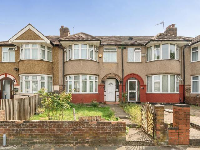 3 bedroom terraced house for sale