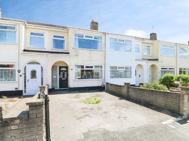 3 bedroom terraced house for sale