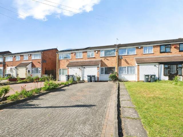 3 bedroom terraced house for sale