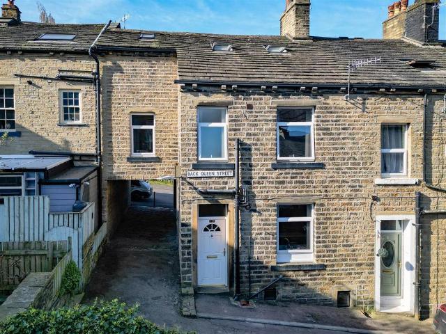 3 bedroom terraced house for sale
