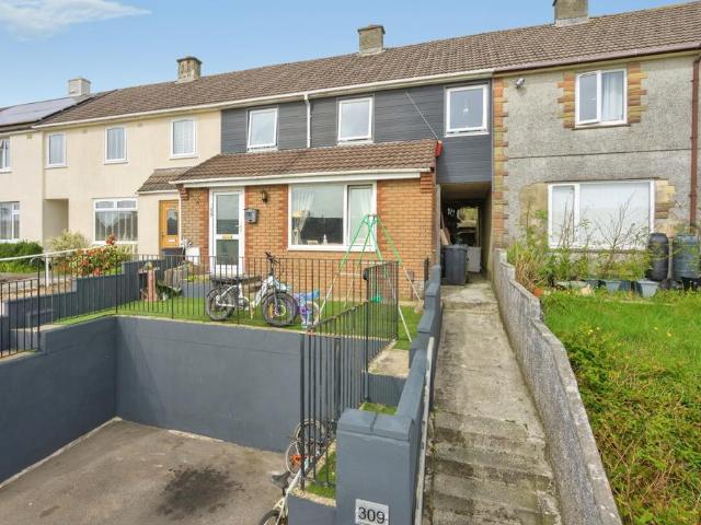 3 bedroom terraced house for sale
