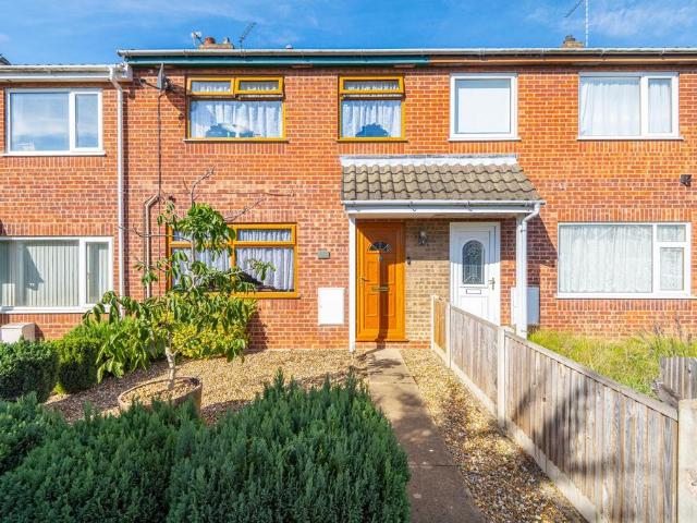 3 bedroom terraced house for sale