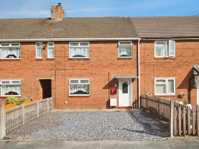 3 bedroom terraced house for sale