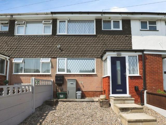 3 bedroom terraced house for sale
