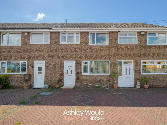 3 bedroom terraced house for sale