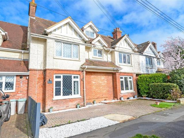 3 bedroom terraced house for sale