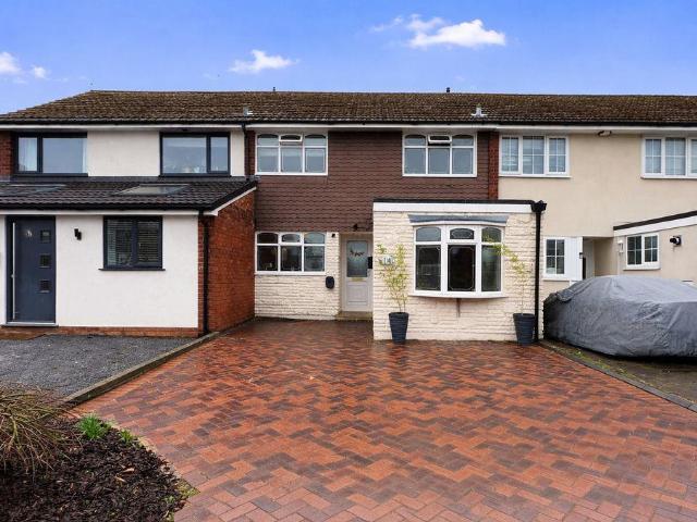 3 bedroom terraced house for sale