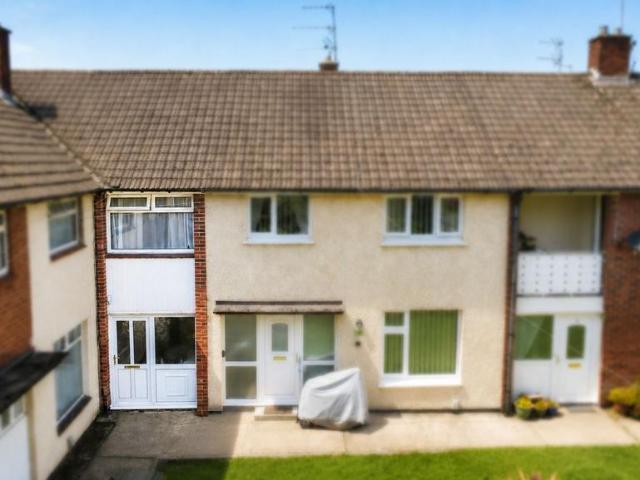 3 bedroom terraced house for sale