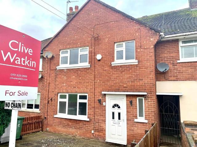 3 bedroom terraced house for sale