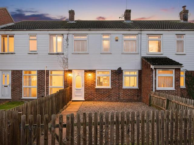 3 bedroom terraced house for sale
