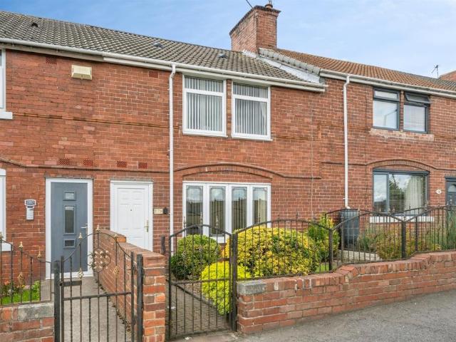3 bedroom terraced house for sale