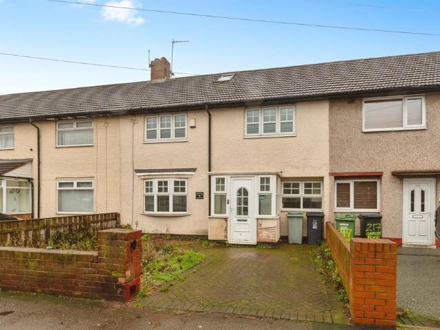 3 bedroom terraced house for sale