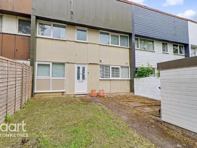 3 bedroom terraced house for sale