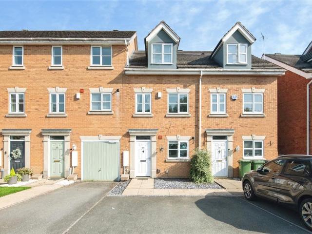 3 bedroom terraced house for sale