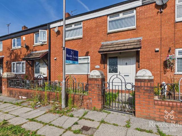 3 bedroom terraced house for sale