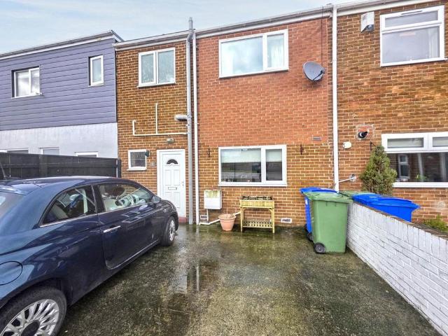 3 bedroom terraced house for sale
