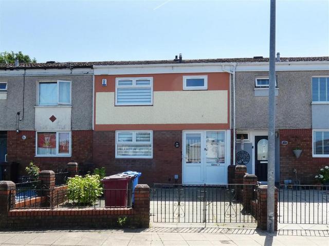 3 bedroom terraced house for sale