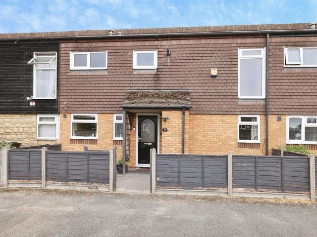 3 bedroom terraced house for sale