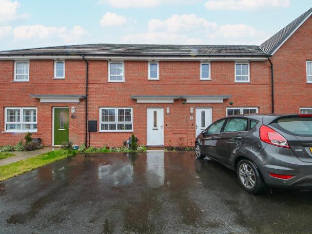3 bedroom terraced house for sale