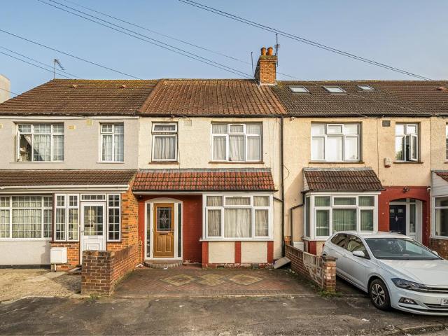 4 bedroom terraced house for sale