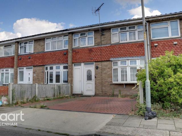 3 bedroom terraced house for sale